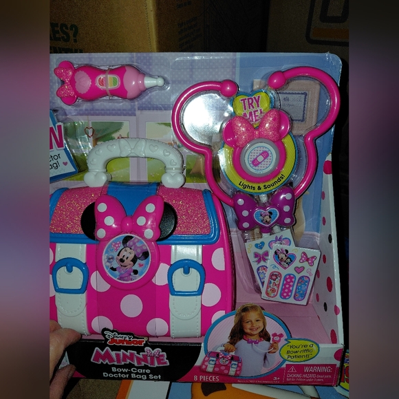 Disney | Toys | Disney Minnie Mouse Bowcare Doctor Set Pink And White ...